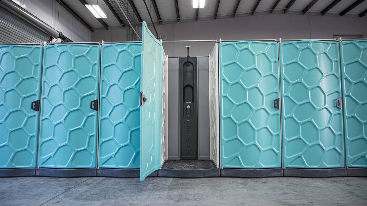 HydroFlow Restrooms: The Future of Sustainable Sanitation - United Site ...