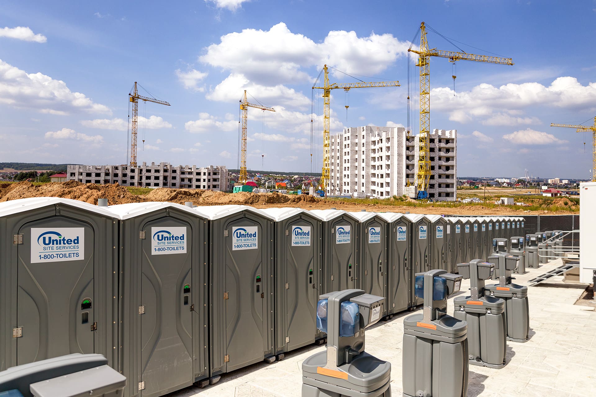 Construction Porta Potty Rental | Building Site Toilets | United Site ...